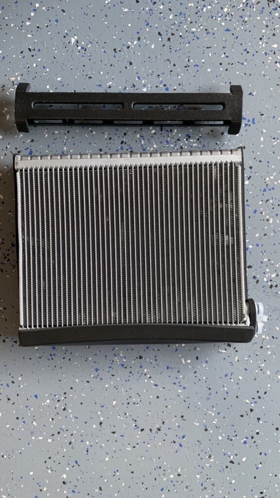 AIR CONDITIONING EVAPORATOR C2Z6527 - Torque Trading